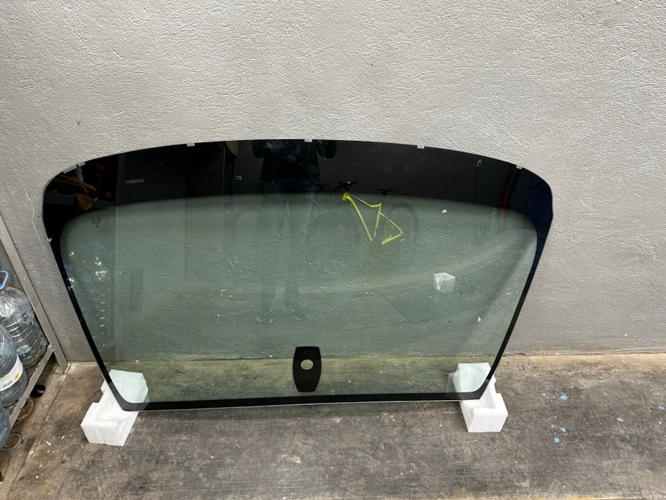 Новое лобовое + щетки. — BMW X5 (E70), 3 л, 2013 года | визит на сервис ...