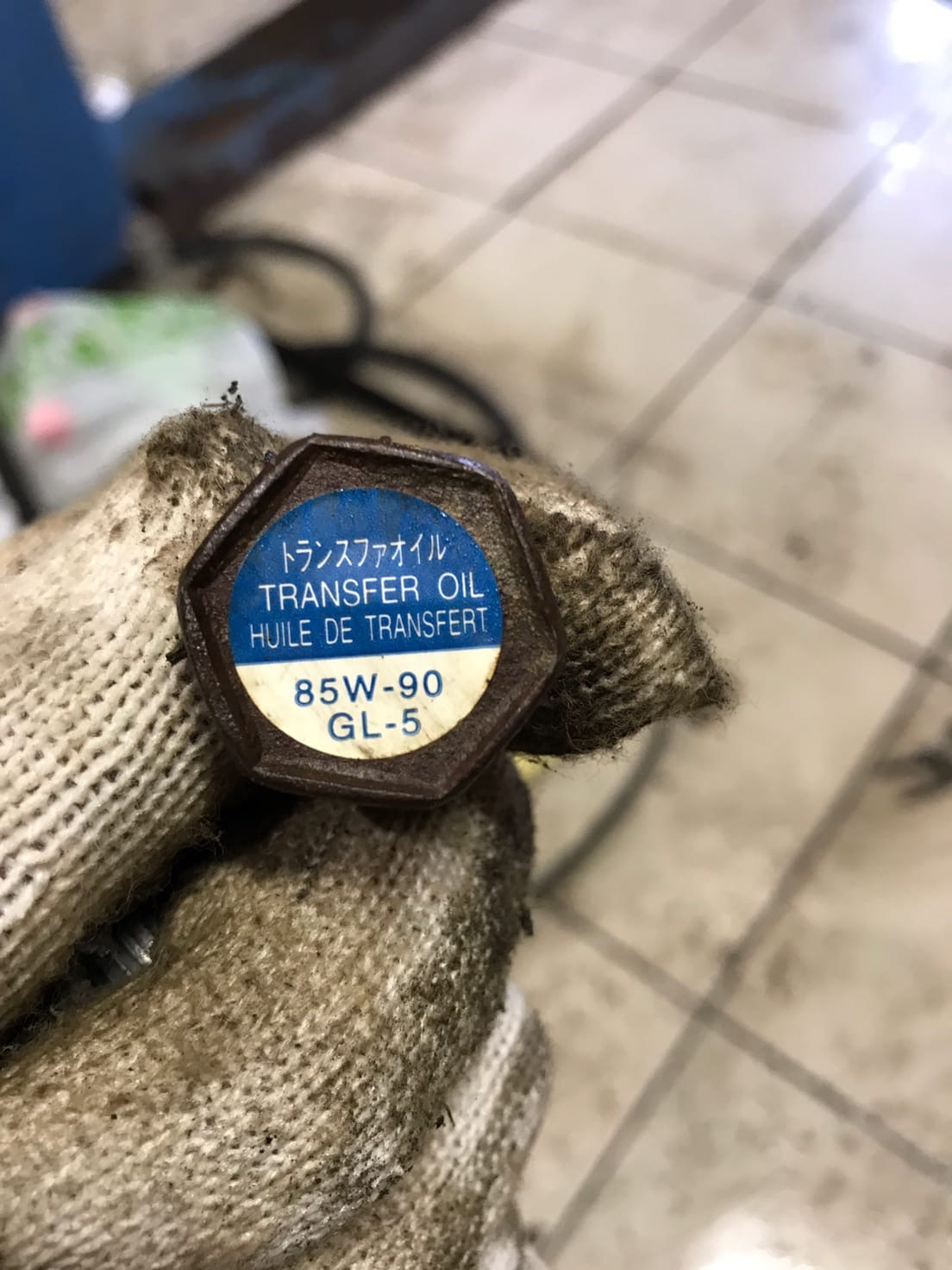 Масло дифференциала, сальник коленвала — Lexus RX (1G), 3 л, 2001 года ...