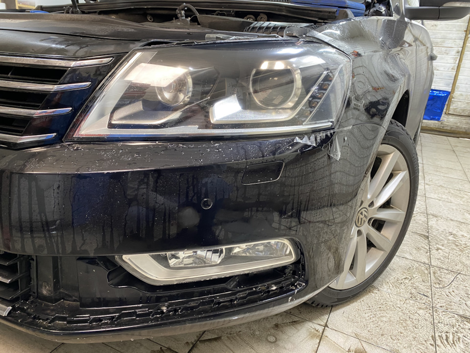 Броня крепка… — Volkswagen Passat B7, 1,8 л, 2012 года | визит на ...