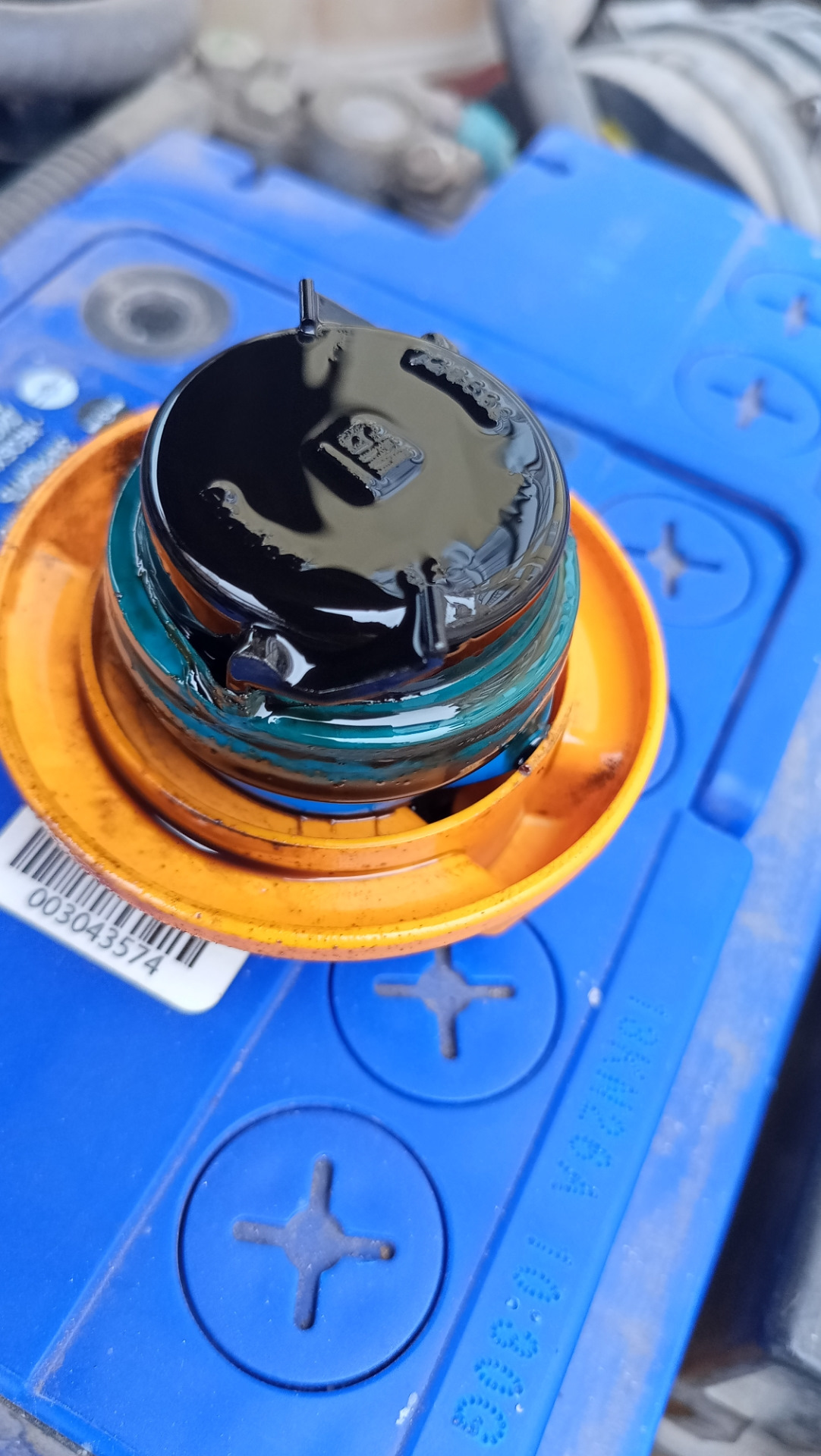 Крышка маслозаливной горловины GM — Opel Vectra B, 1,6 л, 1996 года ...