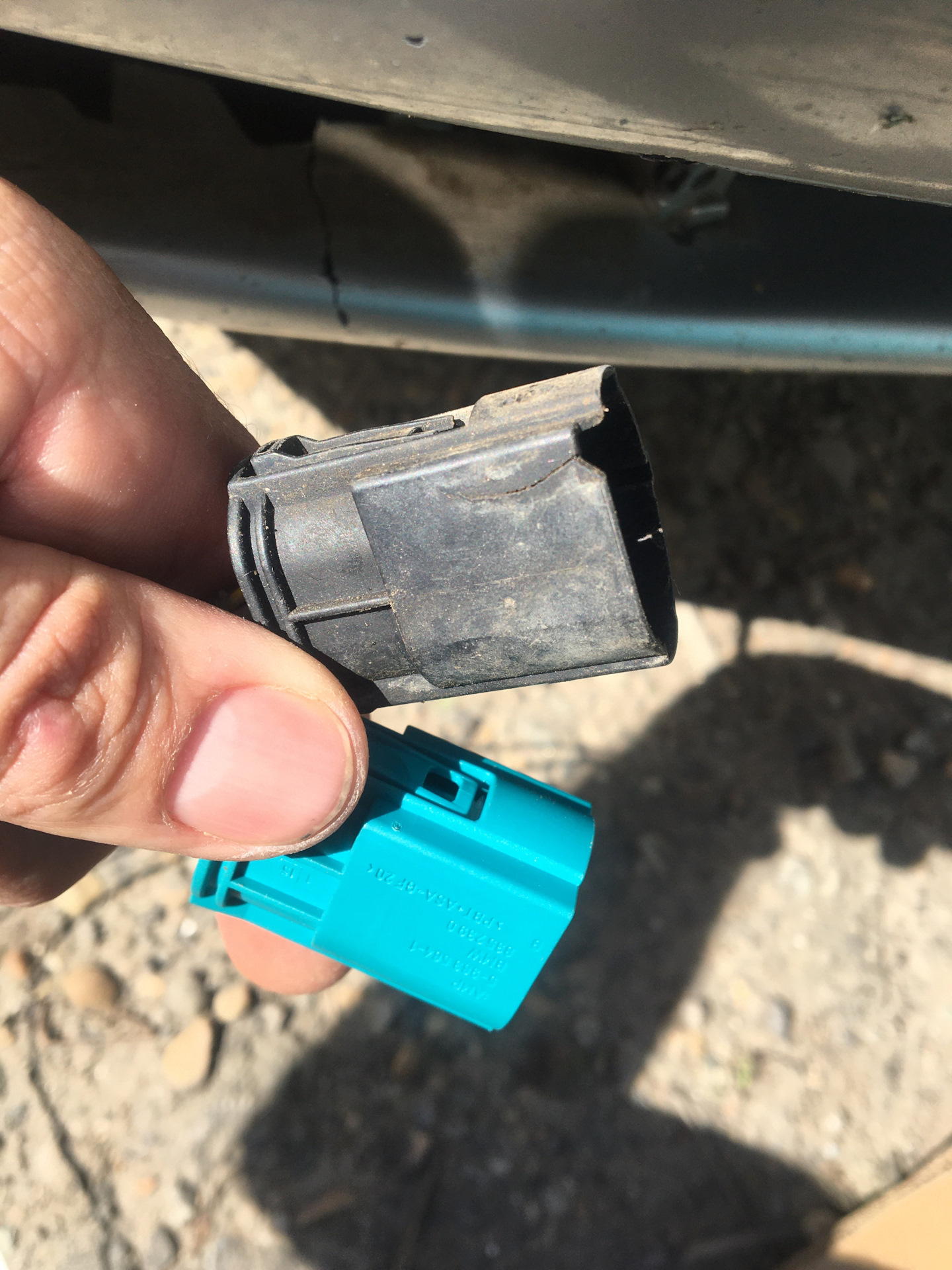 Замена стёкл на противотуманых фарах — BMW 5 series (E39), 2 л, 1997 ...