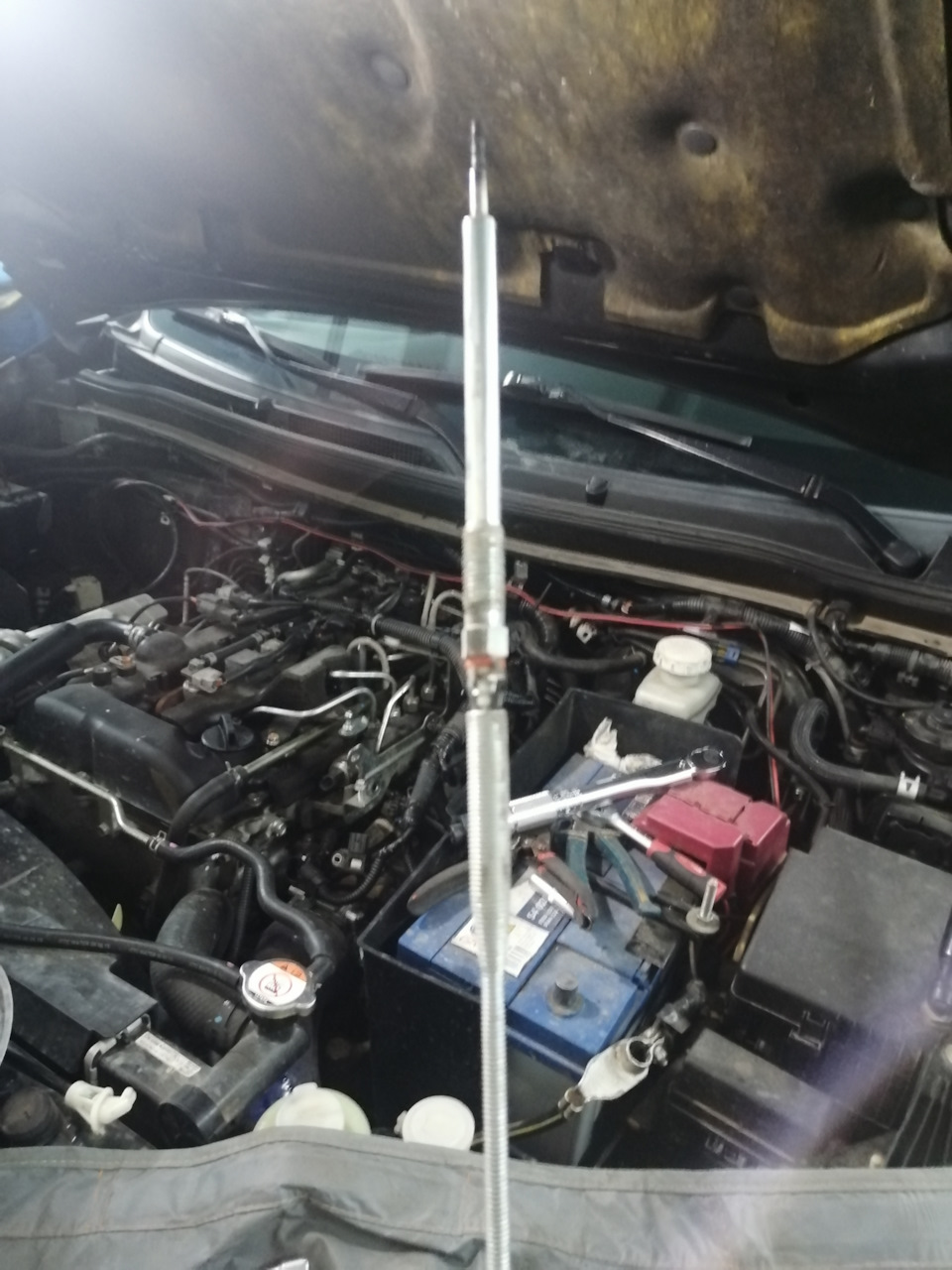 Замена свечей накала на 4N15 или P0381 — Mitsubishi L200 (5G), 2,4 л ...