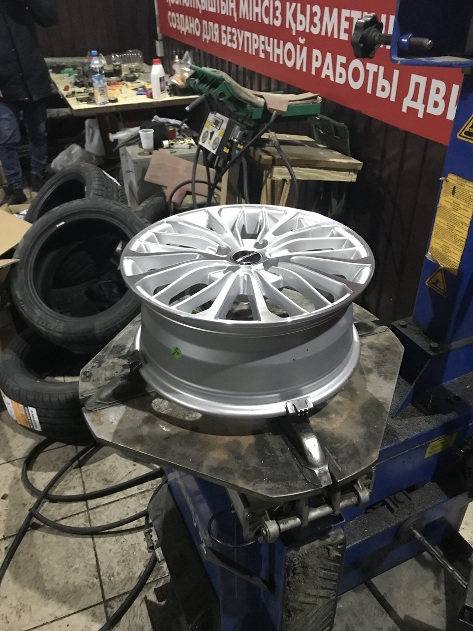 Продолжаем эксперимент со светом фар — Skoda Fabia Mk1, 1,4 л, 2001 ...