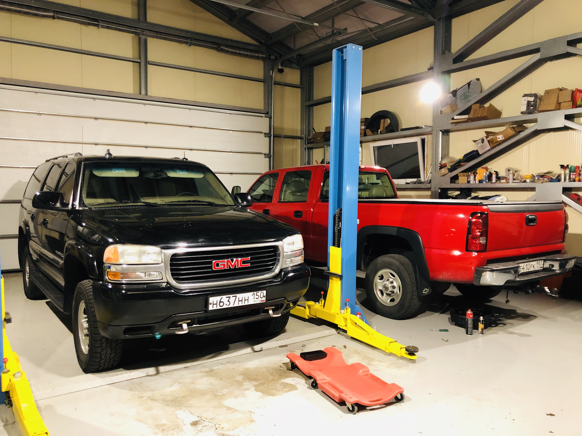 Неслучайная встреча — GMC Yukon (GMT800), 6 л, 2002 года | встреча | DRIVE2