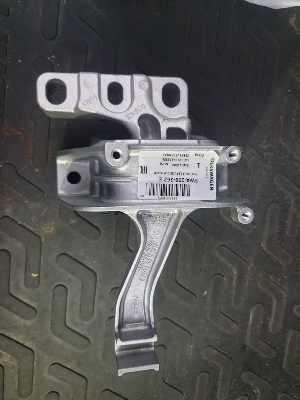 Снова замена опоры двс — Skoda Octavia A7 Mk3, 1,8 л, 2015 года | визит ...