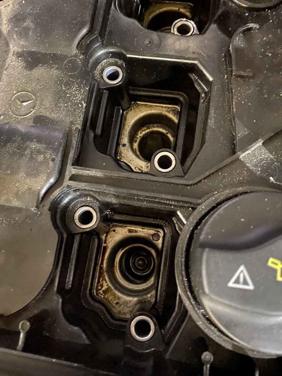 Замена прокладки клапанной крышки и ревизия ГРМ — Mercedes-Benz E-Class ...