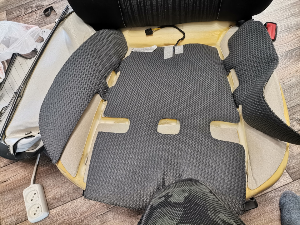 Замена мата подогрева сиденья — Opel Astra J, 1,6 л, 2011 года ...