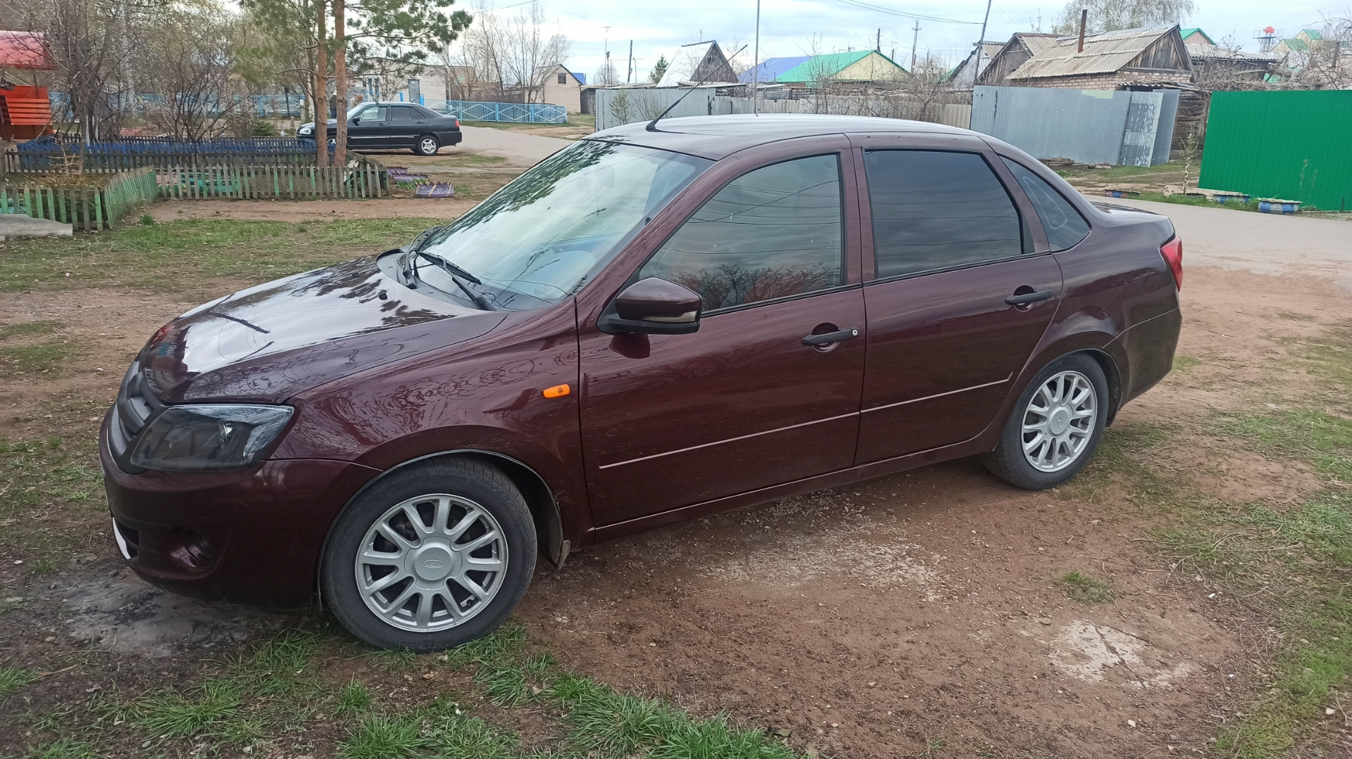 Замена стекляшки туманки — Lada Гранта (1G), 1,6 л, 2013 года | своими ...