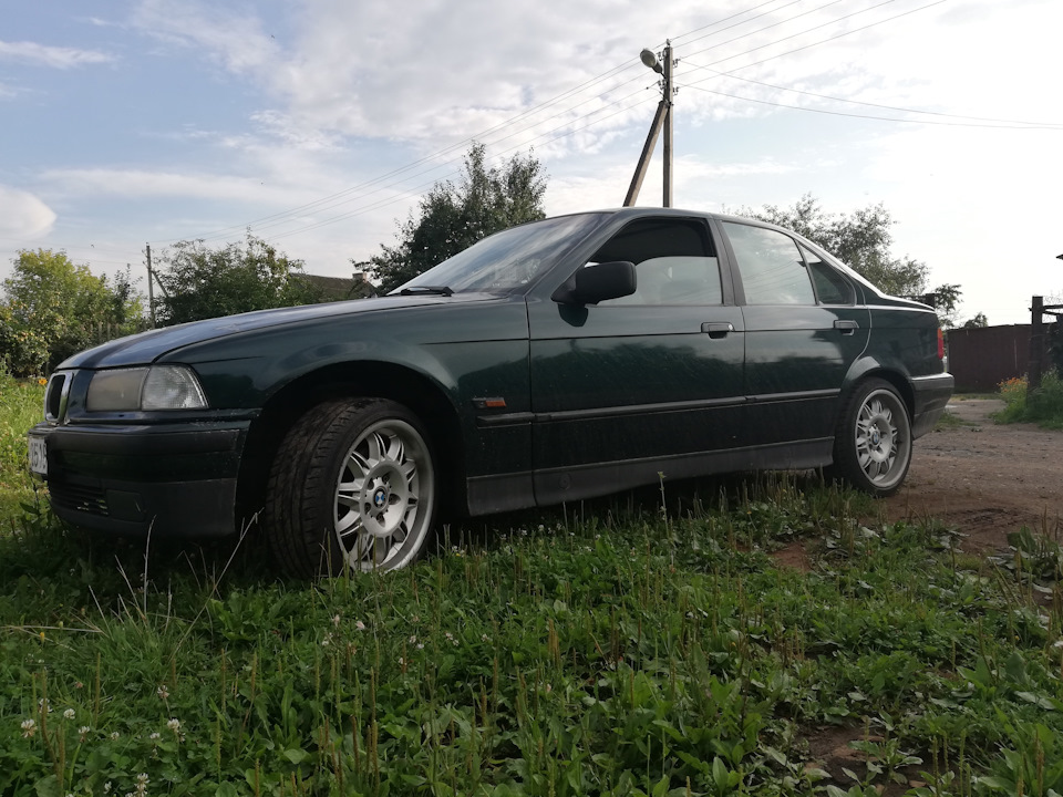 Диски на месте) — BMW 3 series (E36), 2 л, 1996 года | колёсные диски ...