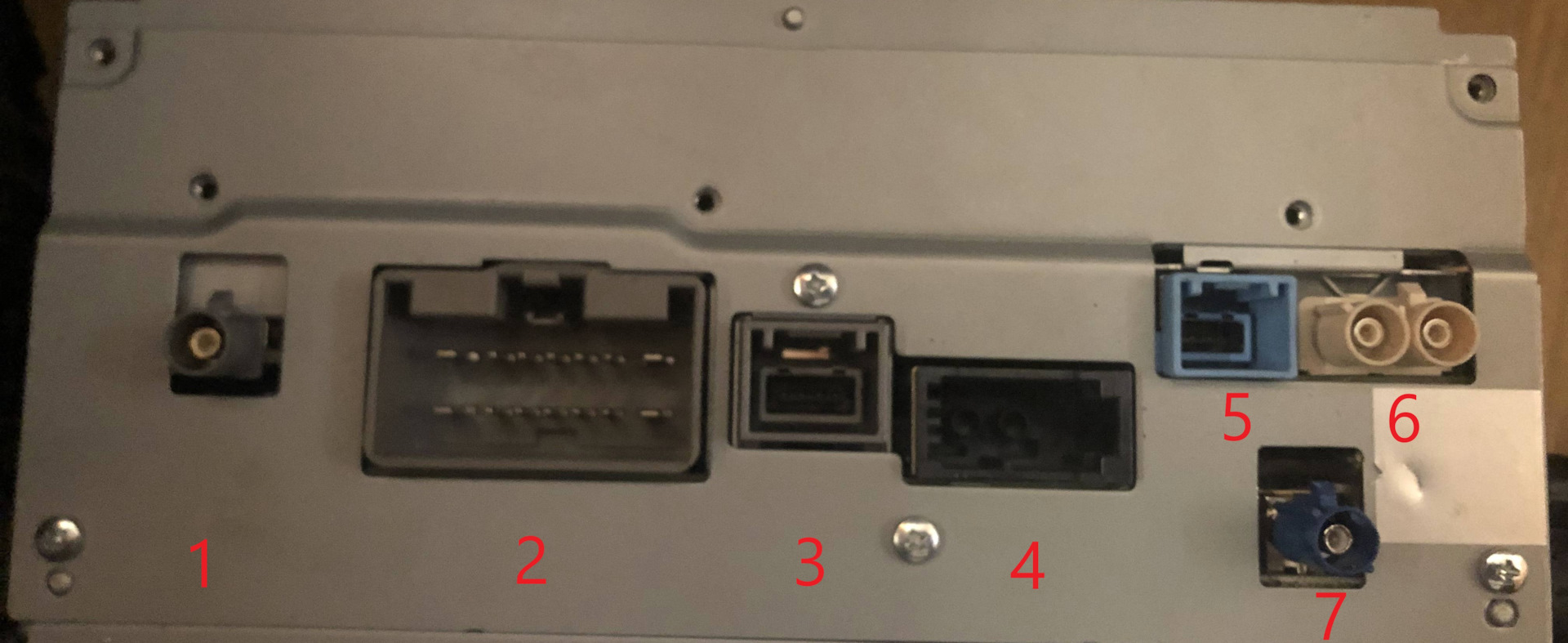 Sensus road and traffic information (navigation). — Volvo XC70 III, 3 л ...