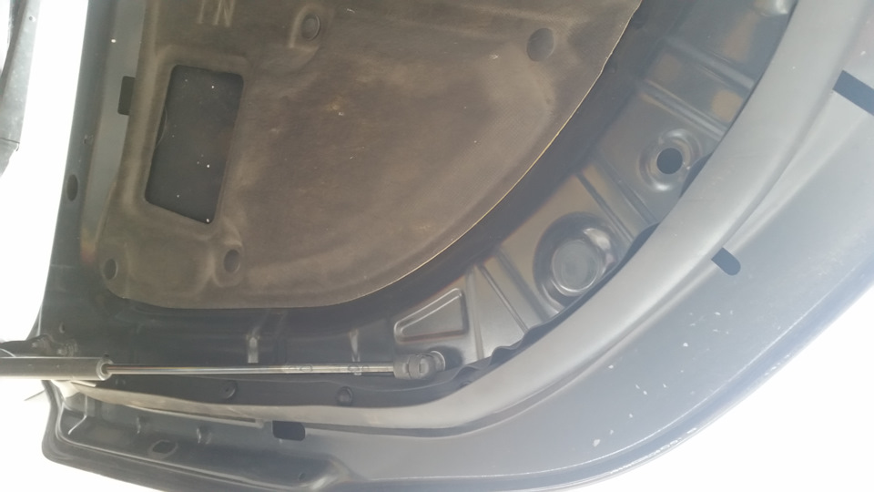 Уплотнитель капота — Subaru Forester (SJ), 2,5 л, 2014 года | тюнинг ...