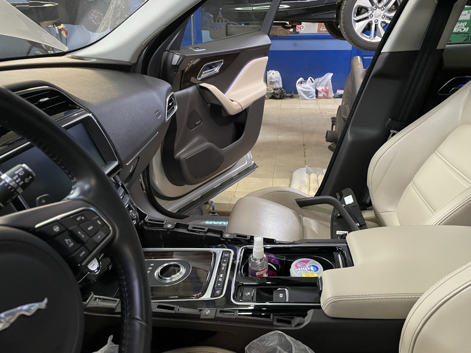 ТО — 62100. Замена масла АКПП, воздушные и салонный фильтры — Jaguar F ...