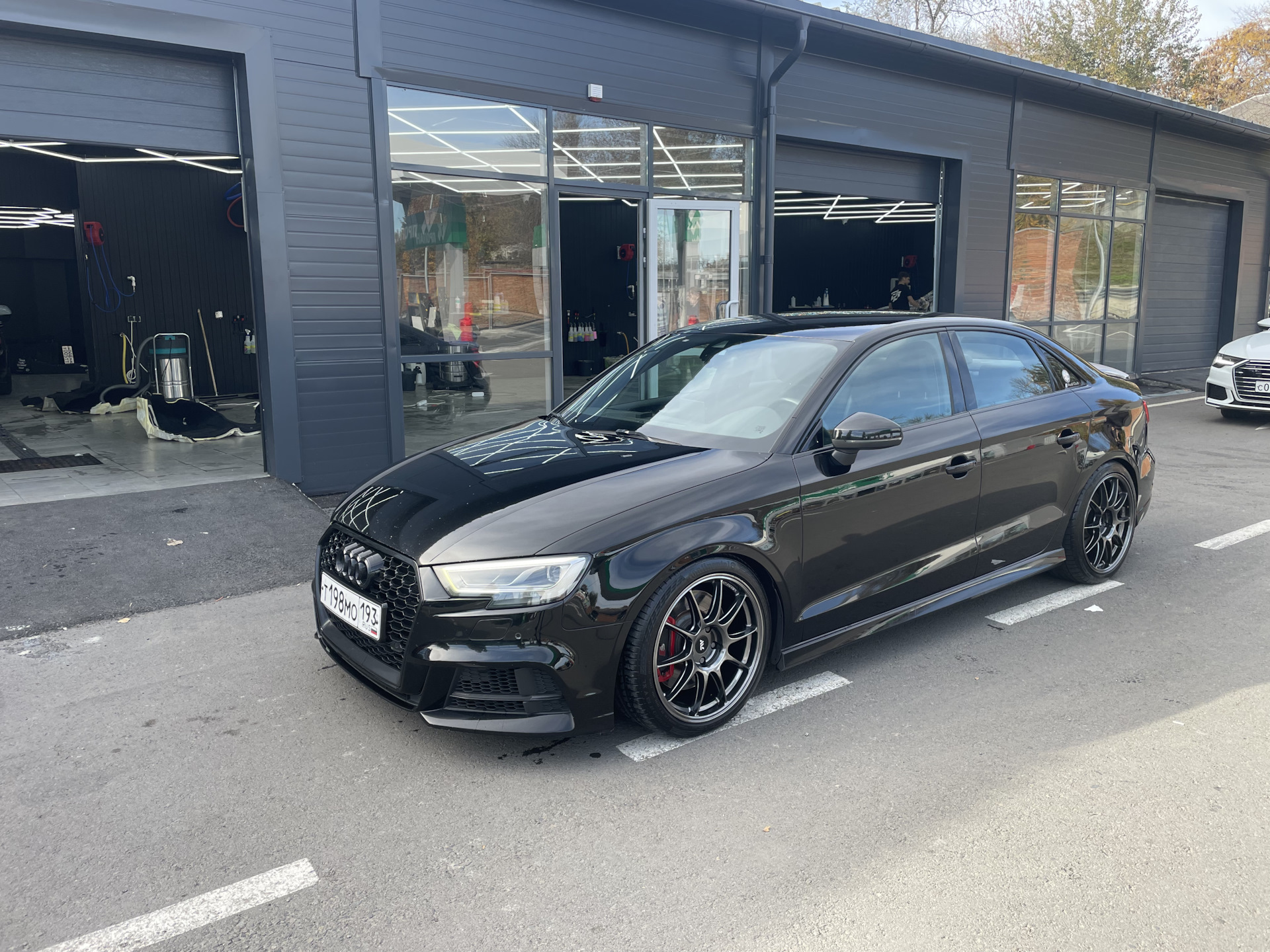 Продаю. Дорого — Audi A3 Sedan (8V), 2 л, 2015 года | продажа машины | DRIVE2