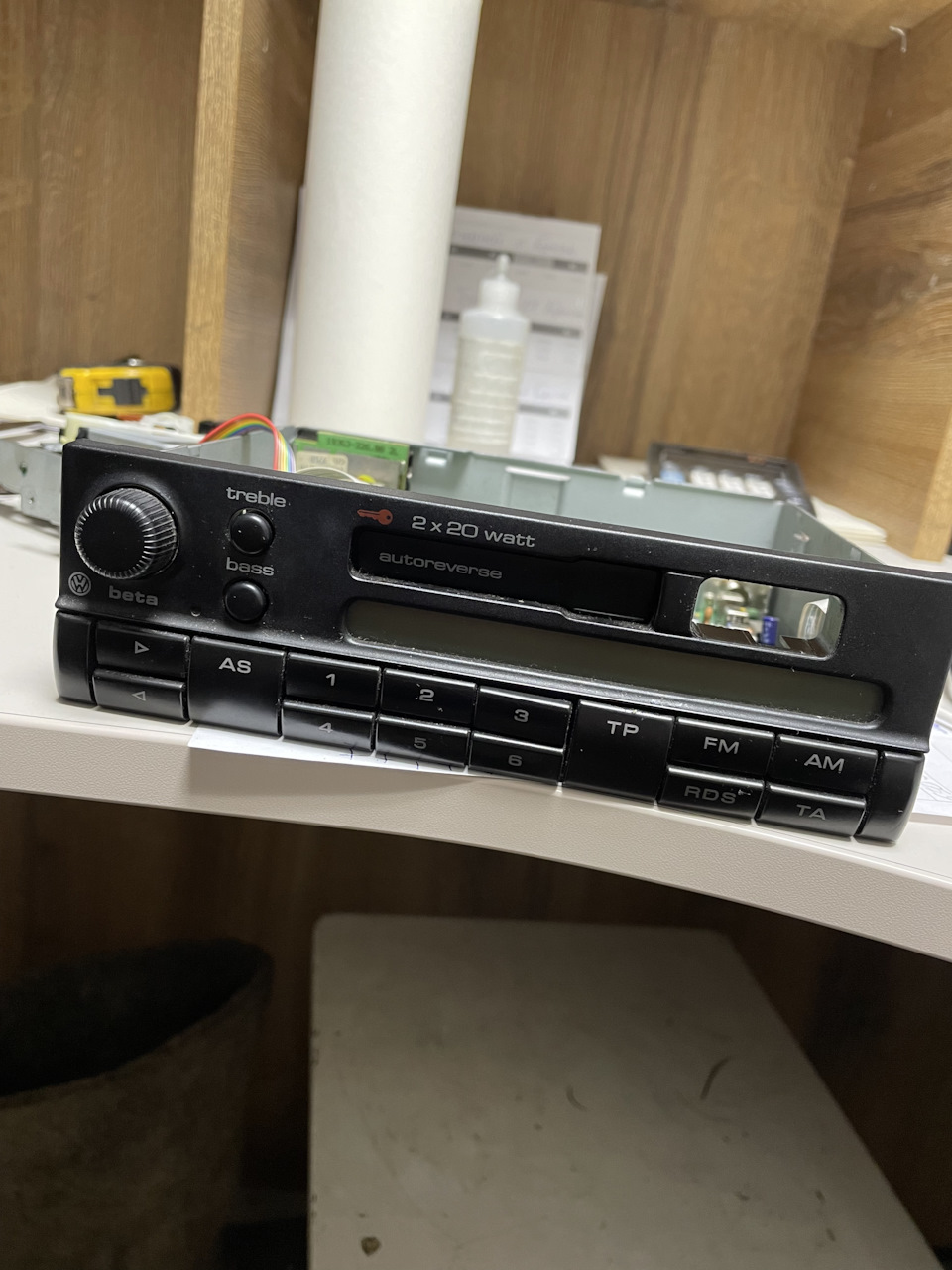 Установка AUX Bluetooth блютуз в магнитолу GRUNDIG BETA 4 — DRIVE2