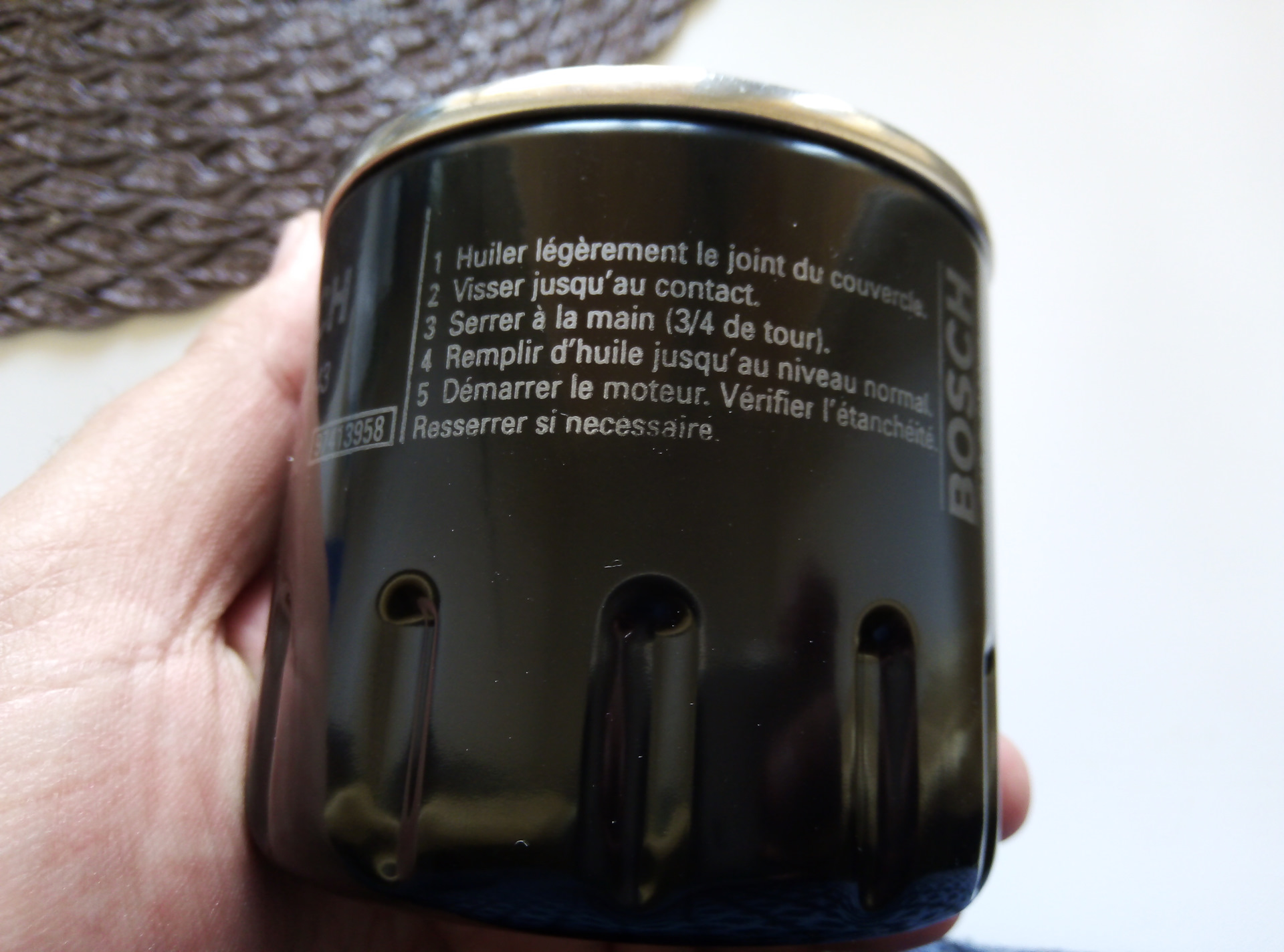 Фильтр масляный Bosch F 026 407 143 — Volkswagen Polo liftback, 1,6 л ...