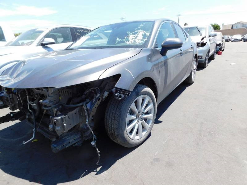 Camry 70 2020, фото в Порту — дефектовка. — Toyota Camry (XV70), 2,5 л ...