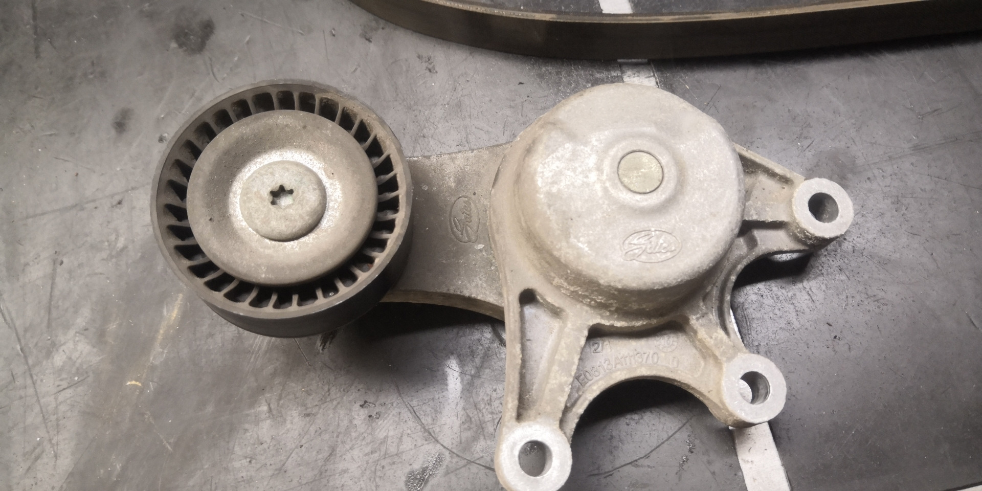 Весенний соловей — BMW 5 series (F10), 2 л, 2015 года | визит на сервис ...