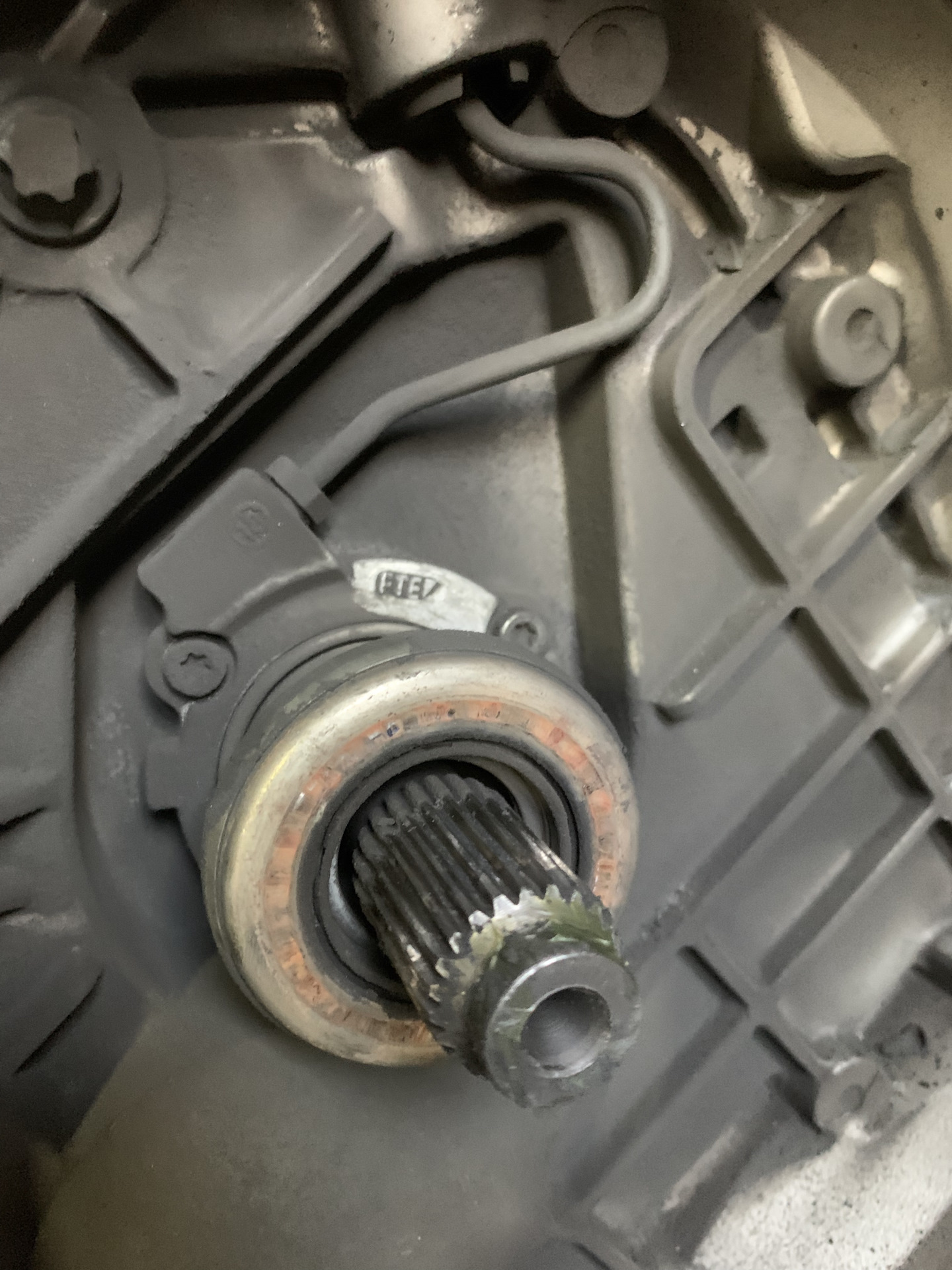 29. Замена сцепления. Бензонасос на своём месте. — Saab 9-3 (2G), 2,8 л ...