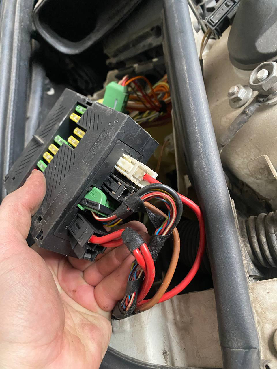 Блок ivm — BMW 7 series (E65/E66), 4 л, 2008 года | поломка | DRIVE2