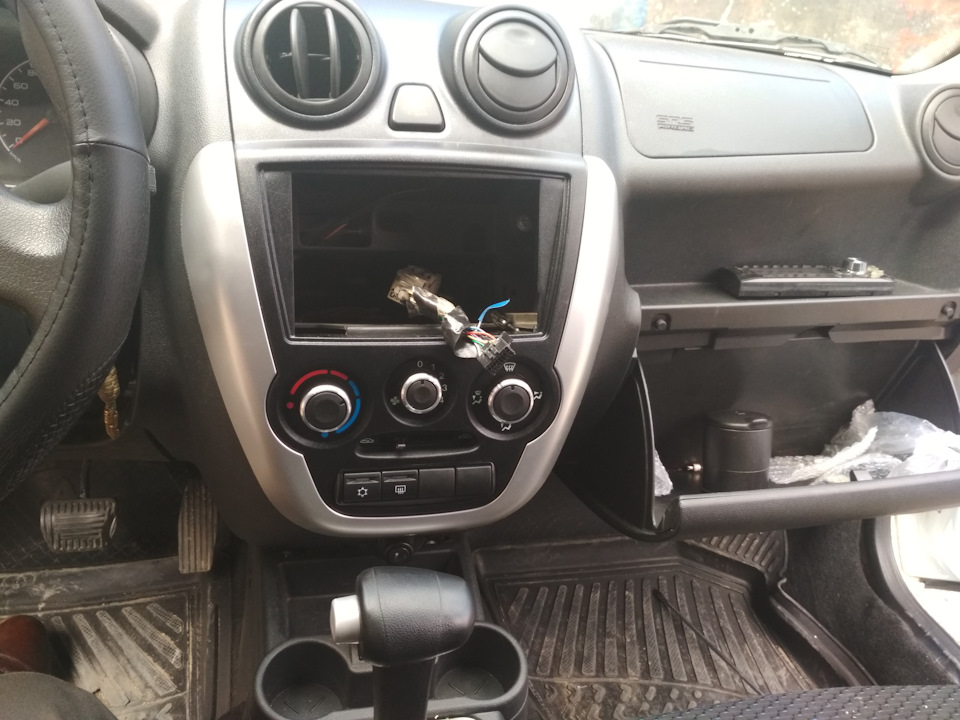 Консоль от люкса — Lada Гранта (1G), 1,6 л, 2013 года | тюнинг | DRIVE2