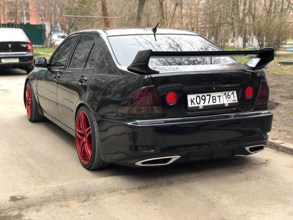 Задний бампер. Ожидание — Реальность. — Lexus IS I, 2 л, 1999 года ...