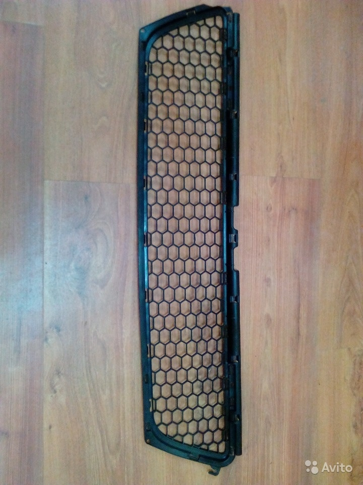 8200735103 Решетка бампера (плас) RENAULT | Запчасти на DRIVE2