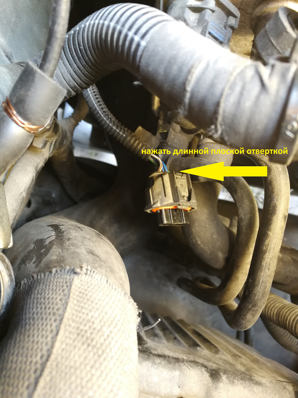 Замена датчика давления наддува. Устанение ошибки P009600 — Volvo XC60 ...