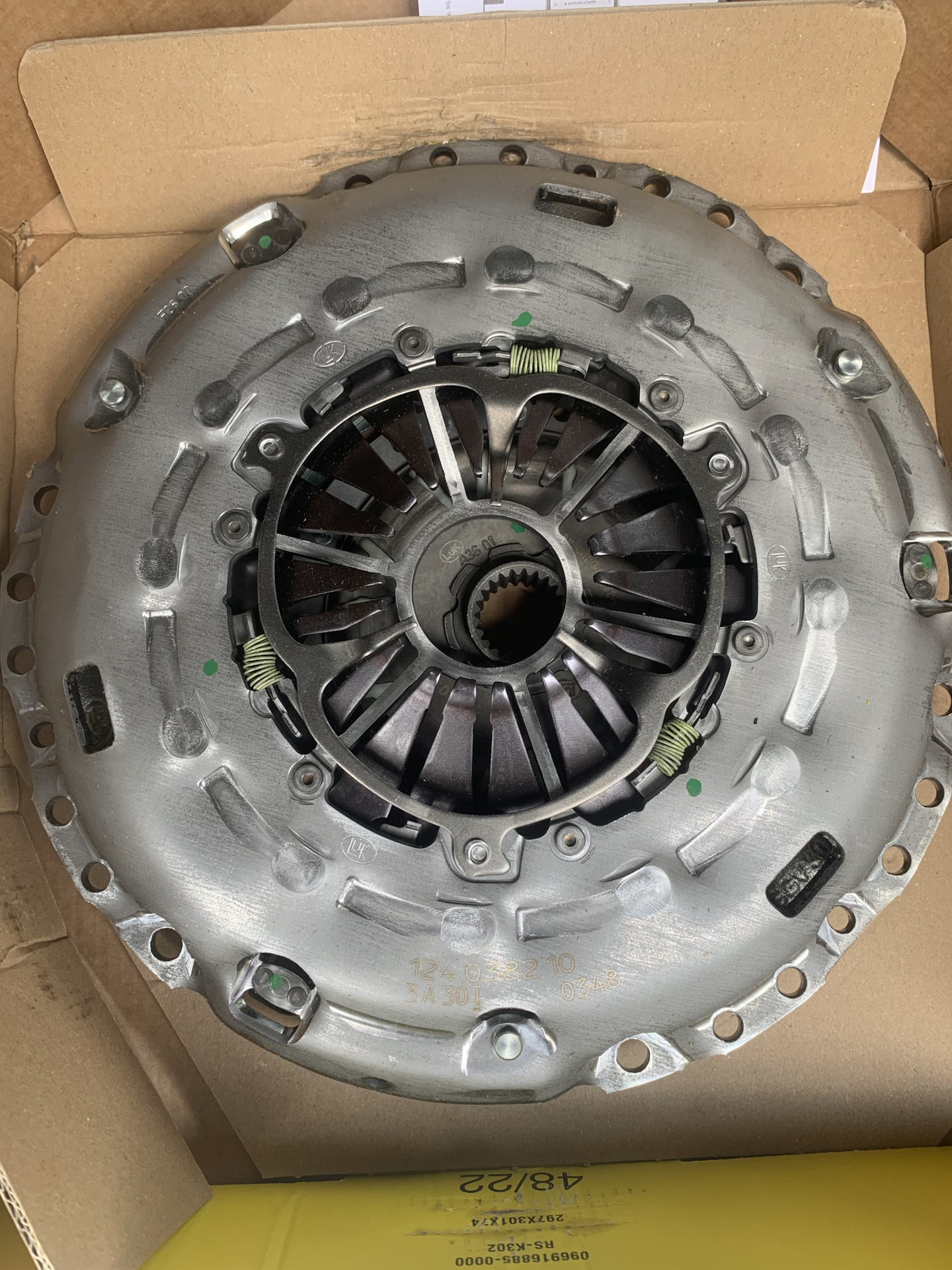 29. Замена сцепления. Бензонасос на своём месте. — Saab 9-3 (2G), 2,8 л ...