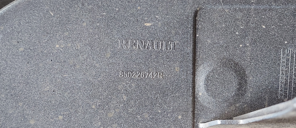 850226742R Бампер задний Х-52 RENAULT | Запчасти на DRIVE2