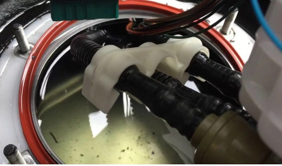 Ошибка P0171 Mercedes — cлишком бедная смесь (bank1) — Mercedes-Benz CL ...