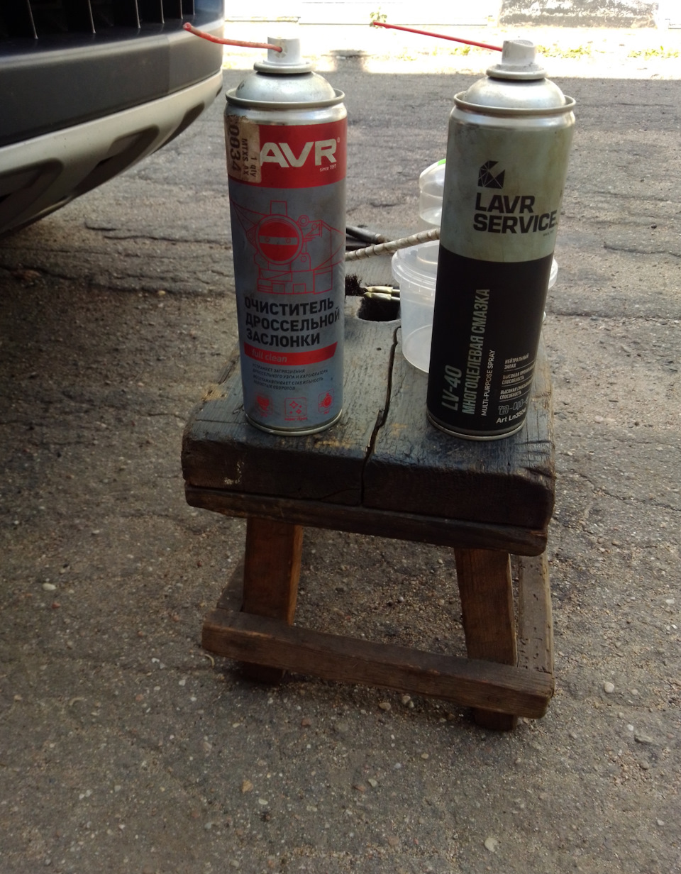 Мокрота вокруг колодцев форсунок…не критично, но… — Opel Antara, 2 л ...