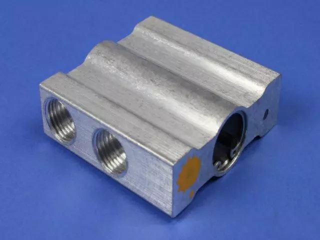 55111005AC Клапан радиатора Chrysler | Запчасти на DRIVE2