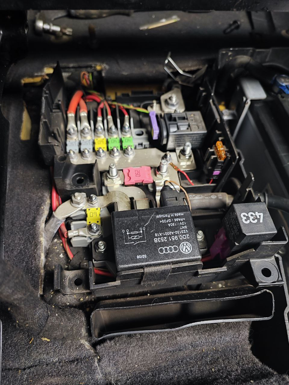 2D0951253B Pеле с замыкающим контактом VAG | Запчасти на DRIVE2