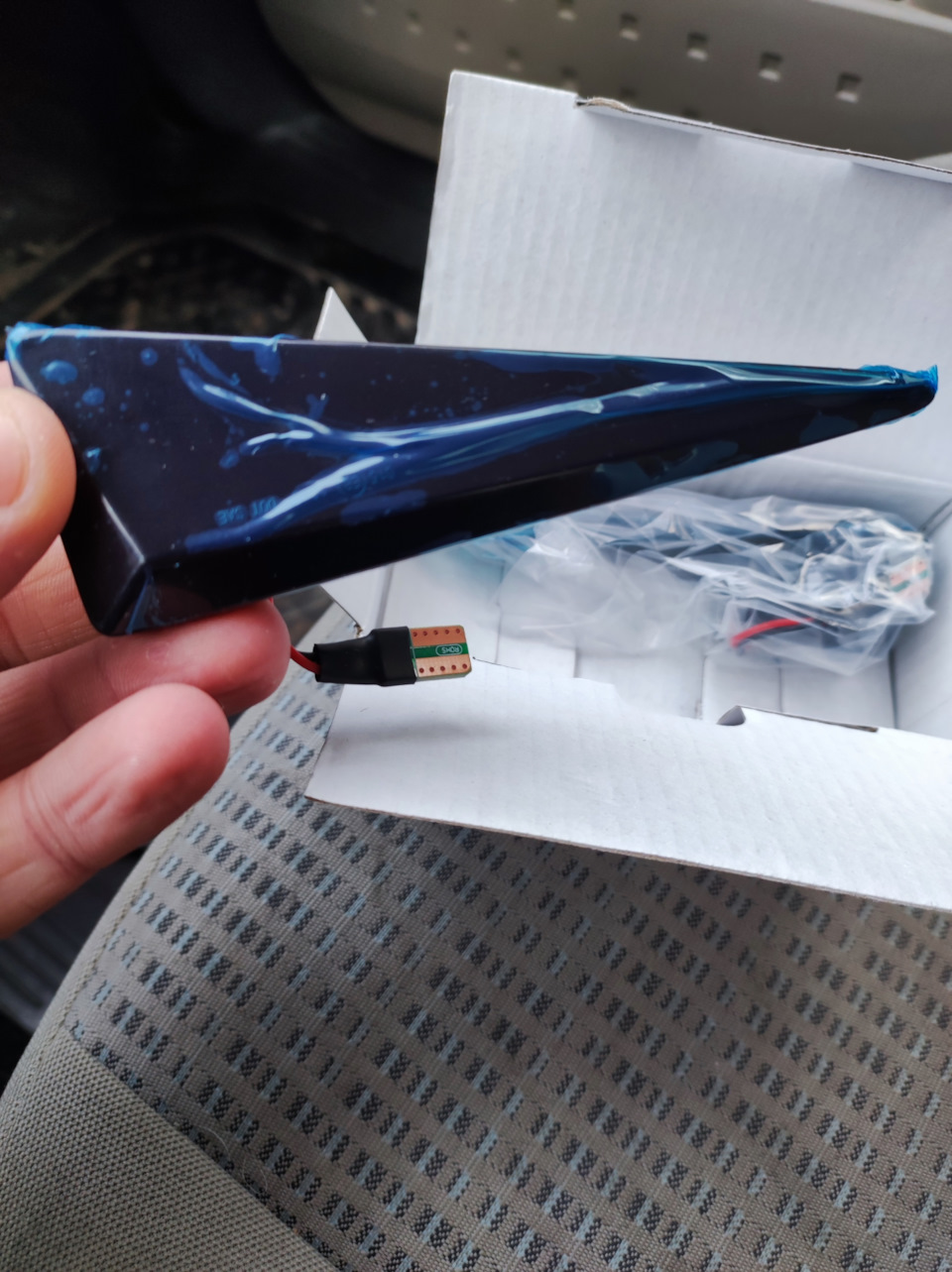 Динамические поворотники и замена ламп подсветки номера — Renault ...