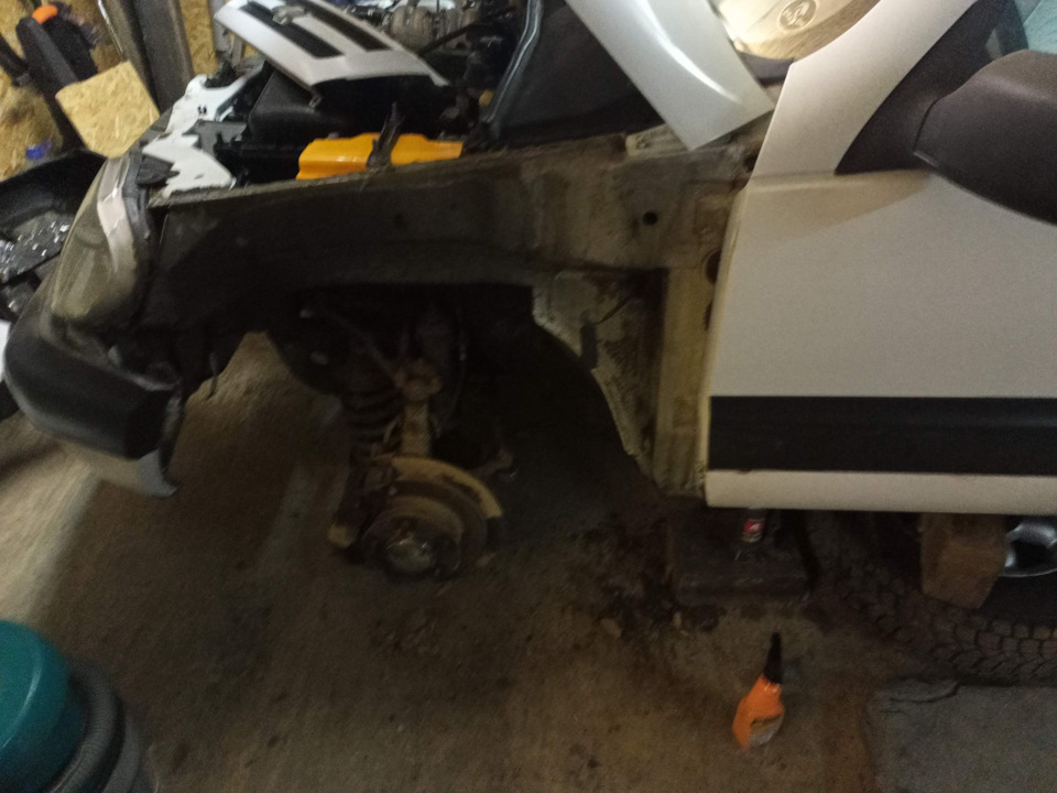 замена порогов — Chevrolet Niva (1G), 1,7 л, 2003 года | кузовной ...