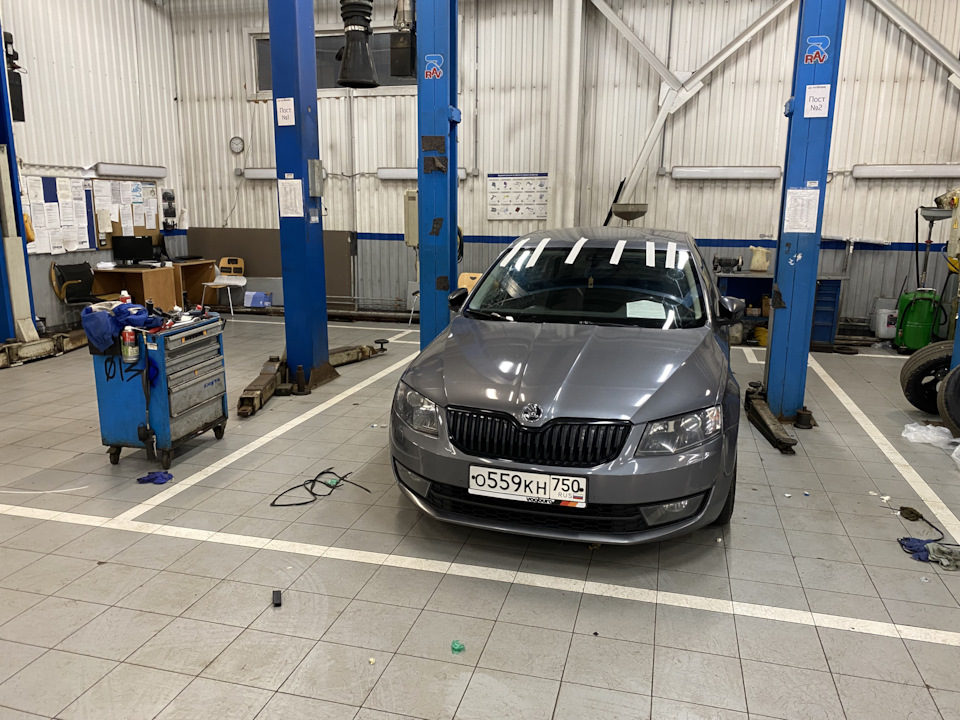Лобовое, учёт, тонировка — Skoda Octavia A7 Mk3, 1,8 л, 2014 года ...