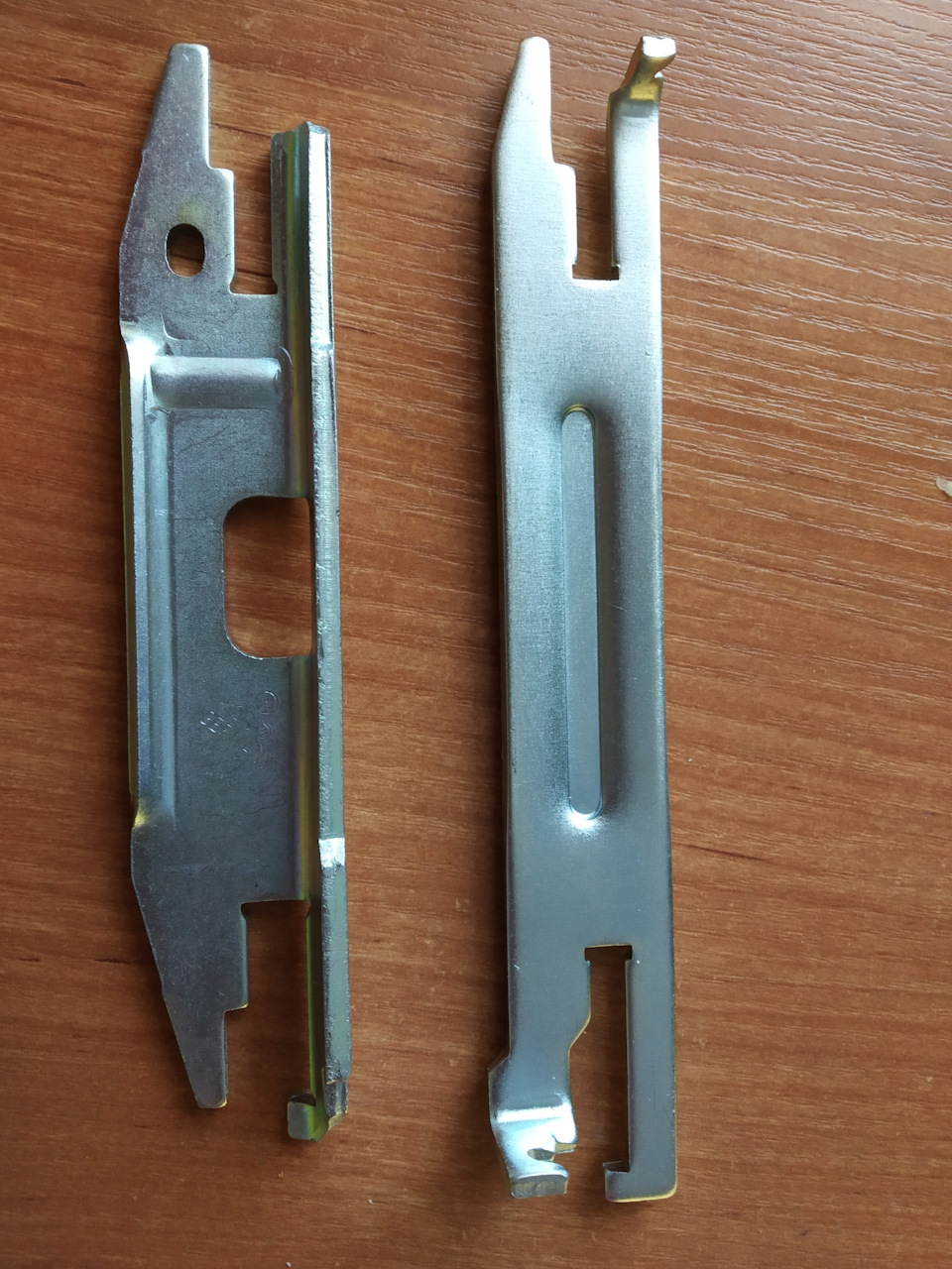 Распорные планки барабанов. Версия 2. — Volkswagen Passat B3, 1,8 л ...