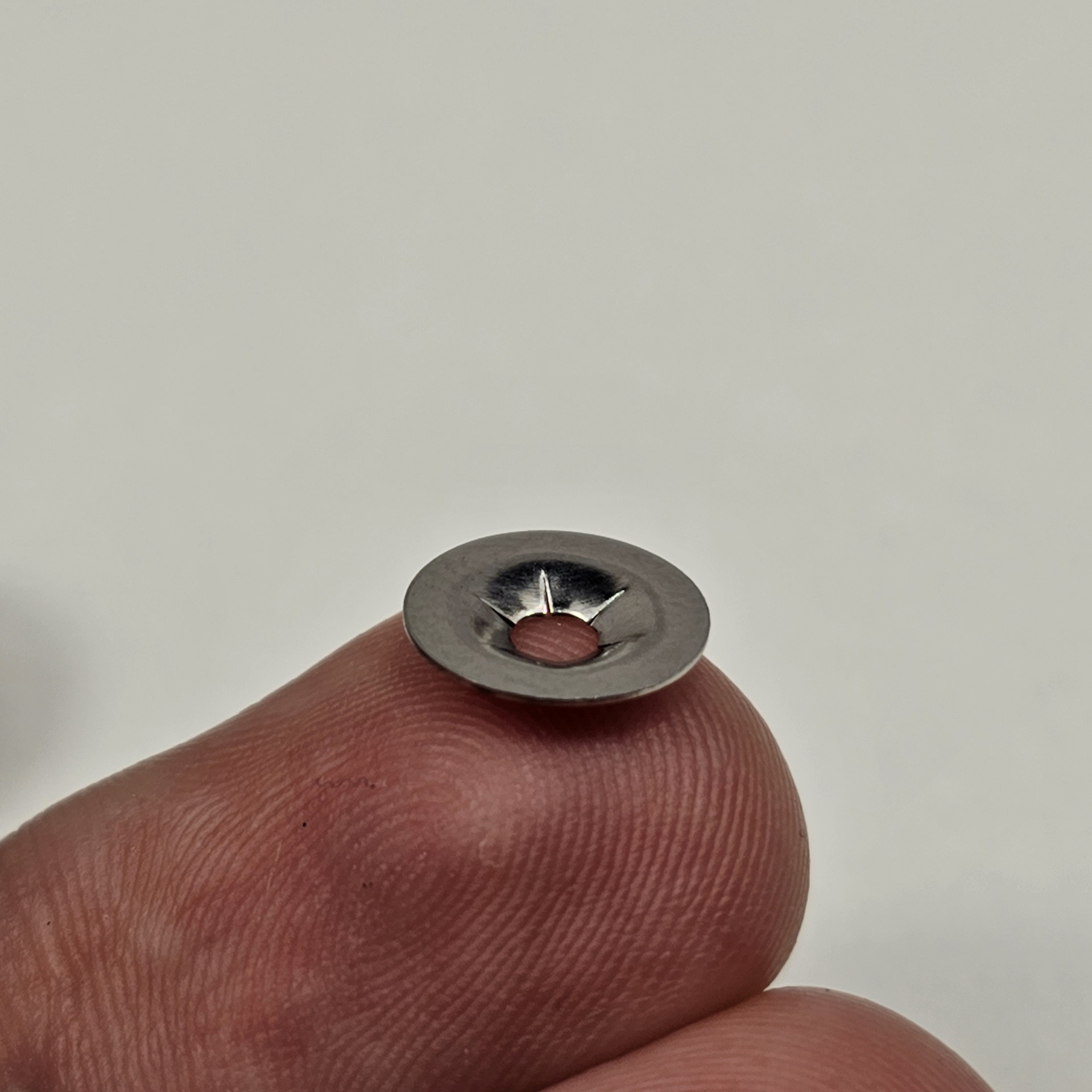 11. Втулки крепления переднего Значка 90301-ST0-003 — Honda Accord (10G ...