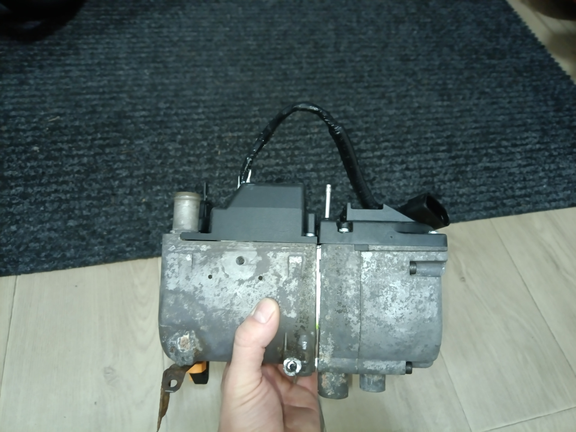 Эбершпехер гидроник 2. В поисках тепла. — Volkswagen Sharan (1G), 1,9 л ...