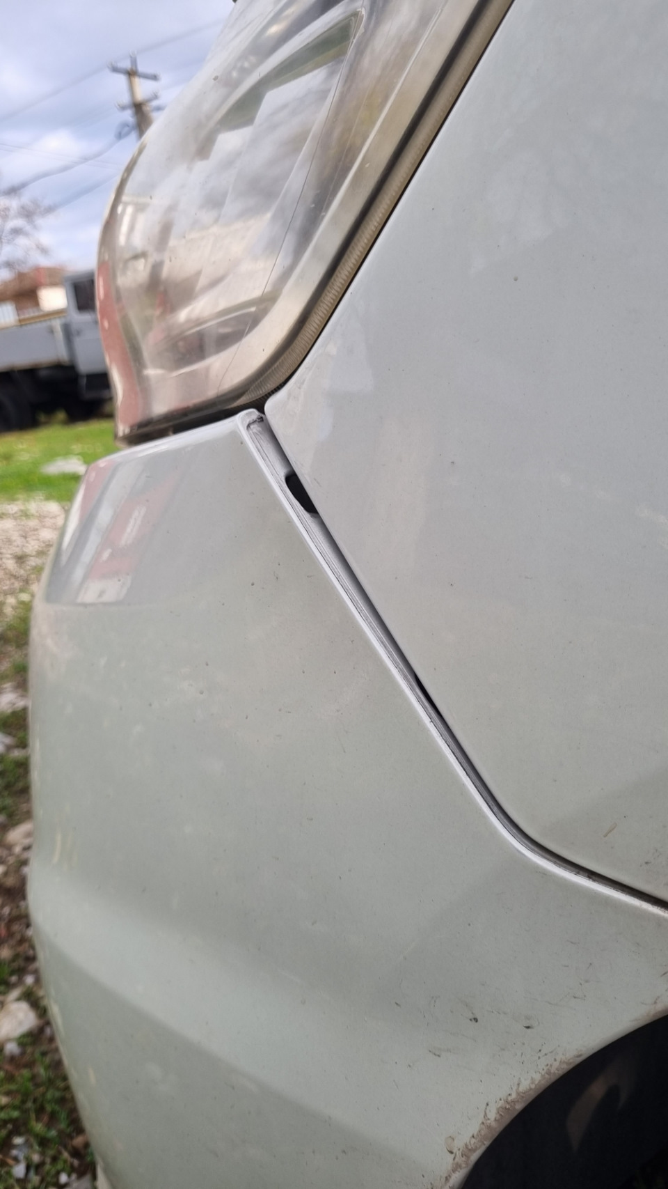 Замена крепления бампера — Nissan Serena Mk III (C25), 2 л, 2010 года ...
