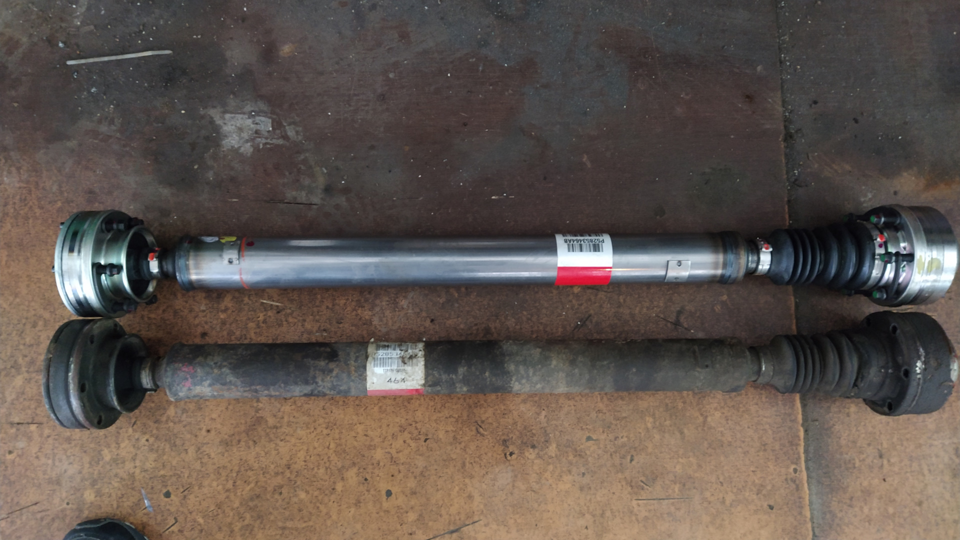 Передний карданвал 52853010AC на 52853464AB — Jeep Grand Cherokee (WK ...