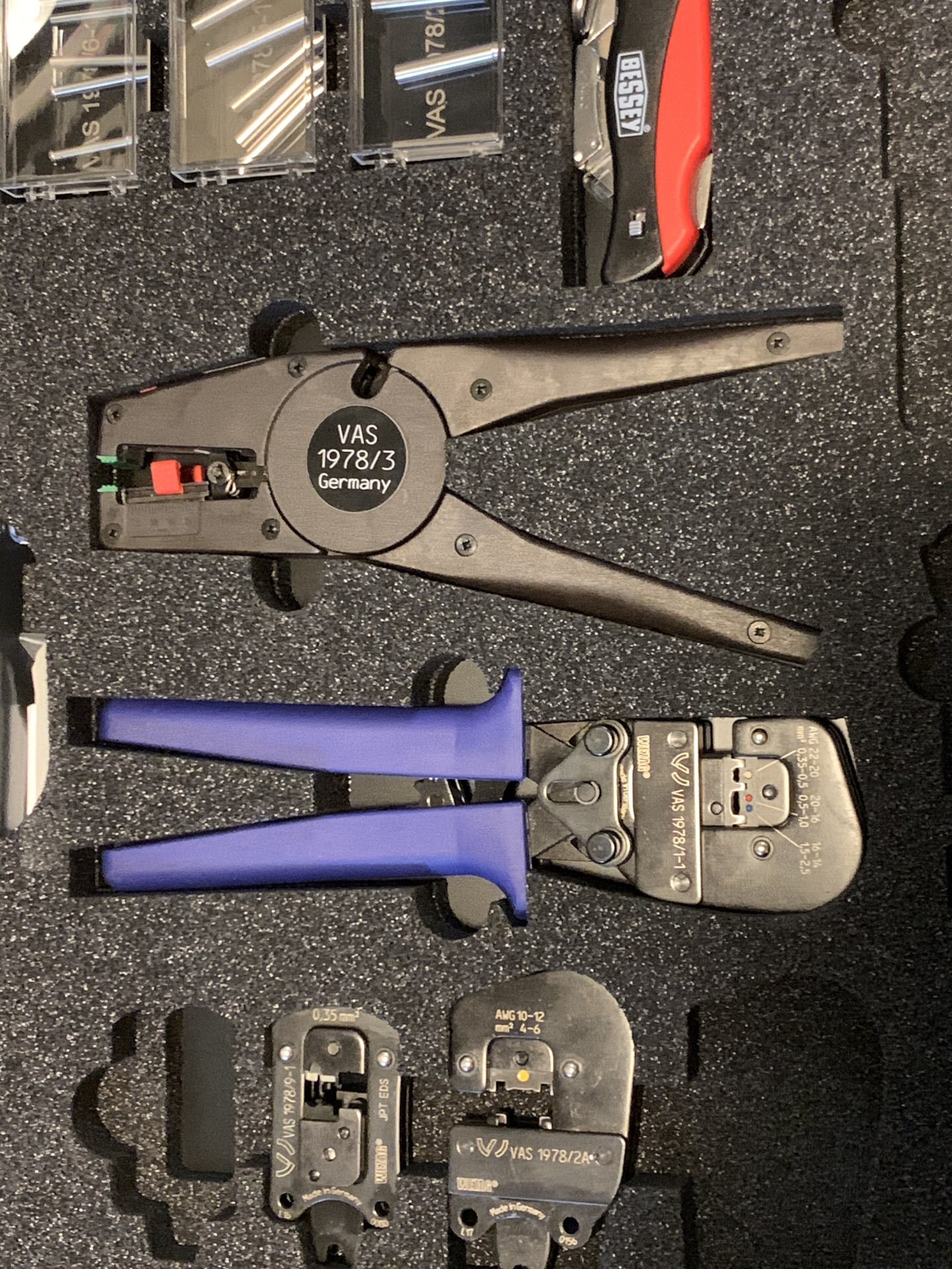 ASE 40151002000 или VAS 1978 B — Skoda Fabia Mk2, 1,6 л, 2014 года | расходники | DRIVE2