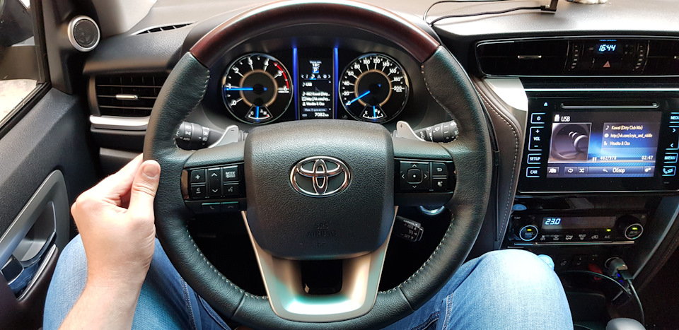 Компрессор сигнала замена — Hyundai Solaris Hatchback, 1,6 л., 2011 ...