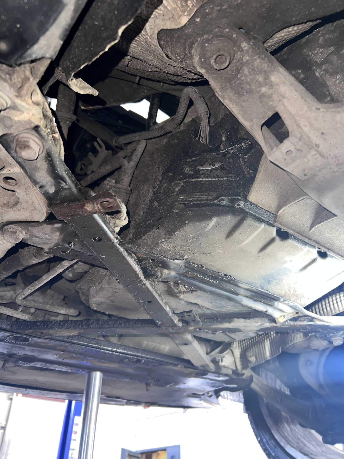 Нужна помощь ! — Audi A4 (B8), 2 л, 2011 года | другое | DRIVE2