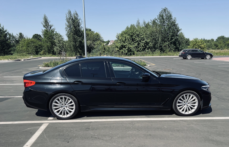 Спойлер, подушка акпп — BMW 5 series (G30), 3 л, 2018 года | своими ...