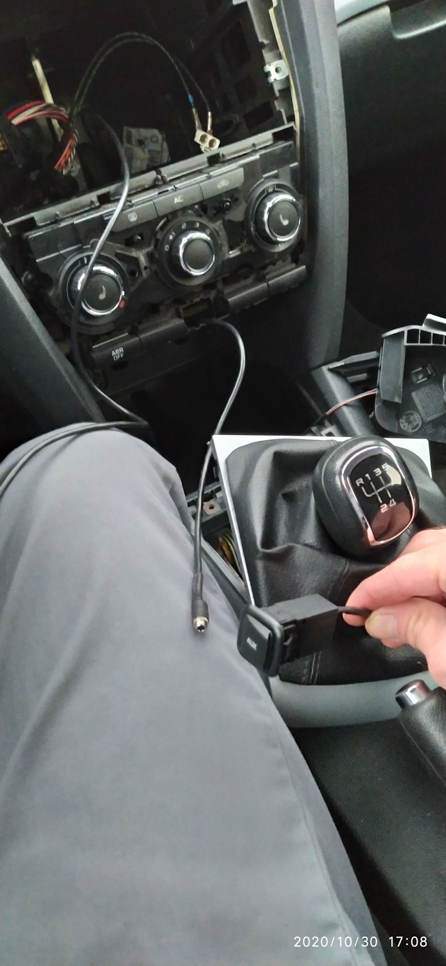 Аукс а у Не работает аукс Нашёл проблему — Skoda Octavia A5 Mk2