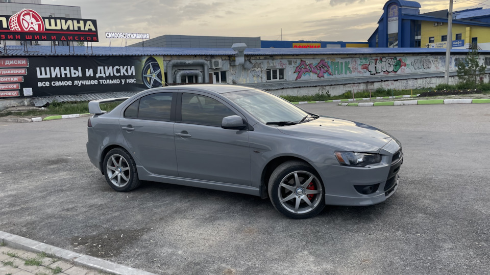 Полный перекрас в цвет Nardo grey. Часть 2. — Mitsubishi Lancer X, 2 л ...