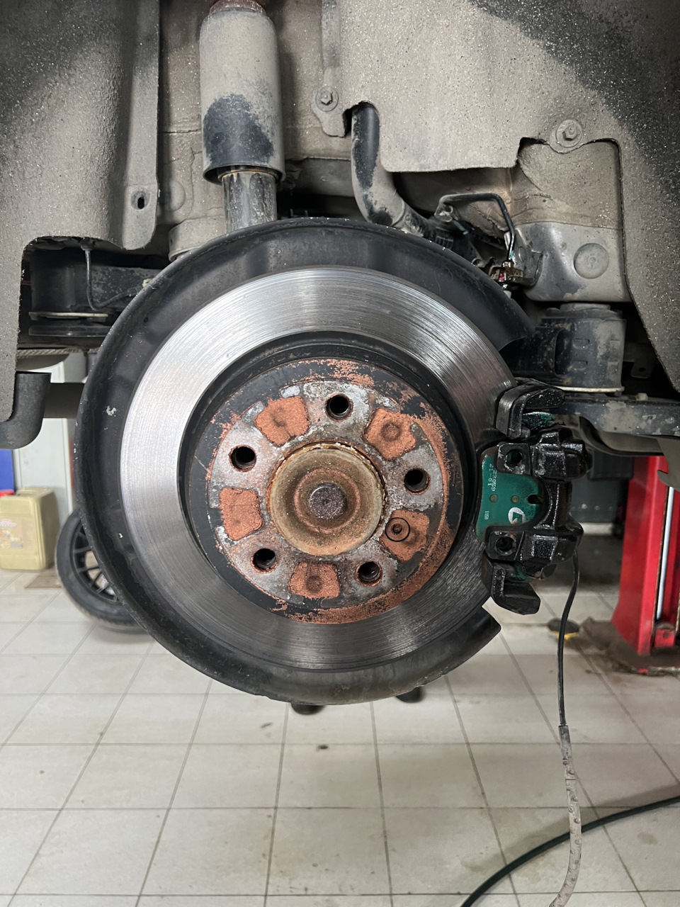 Тормозилки M-sport BMW F30 — BMW 3 series (F30), 2 л, 2014 года ...