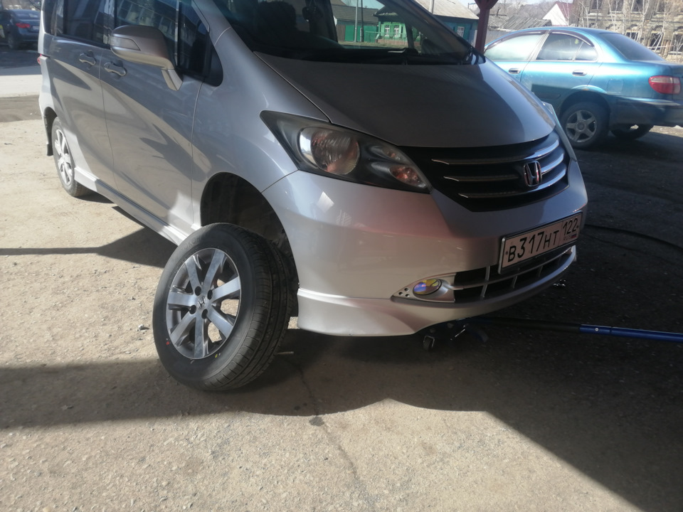 Летняя резина — Honda Freed (1G), 1,5 л, 2010 года | шины | DRIVE2