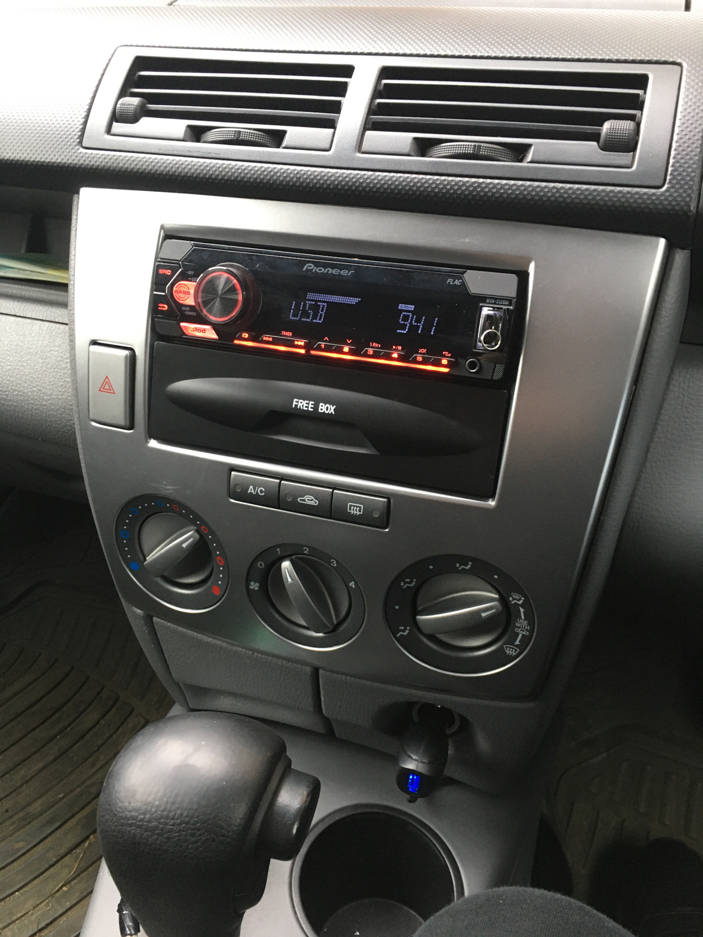 Магнитофон — Mazda Demio (2G), 1,3 л, 2007 года | автозвук | DRIVE2